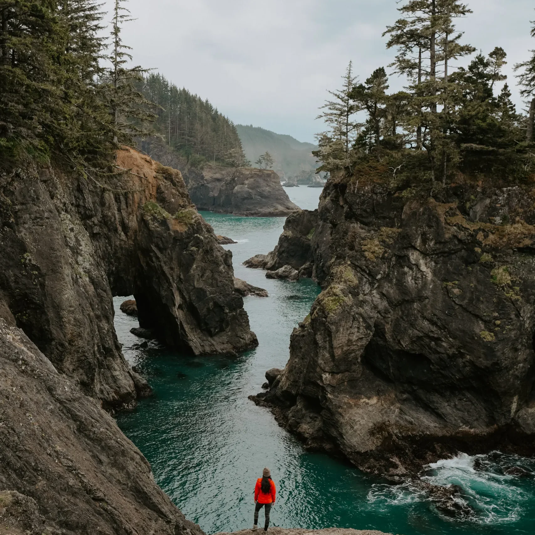 Suzi on the Move | Travel & Adventure Content Creator